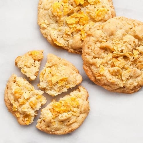 Thin and Crunchy Cornflake Cookies | Last Ingredient
