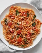 Quick & Easy Tomato Basil Pasta - Last Ingredient